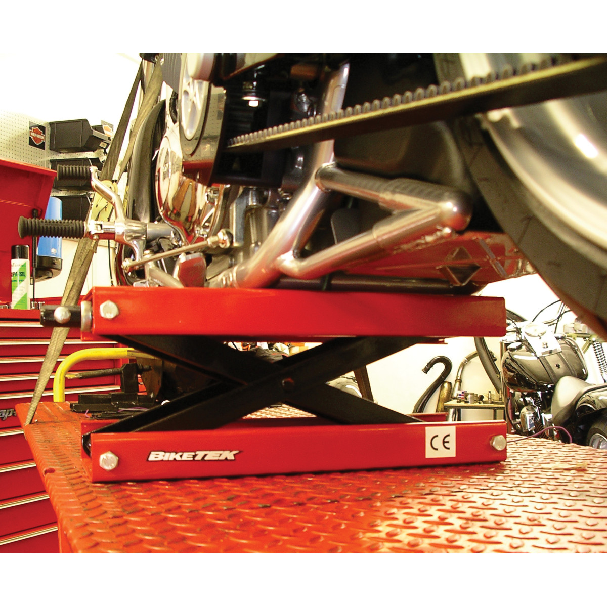 Plateforme élévatrice lève moto - Tech2Roo